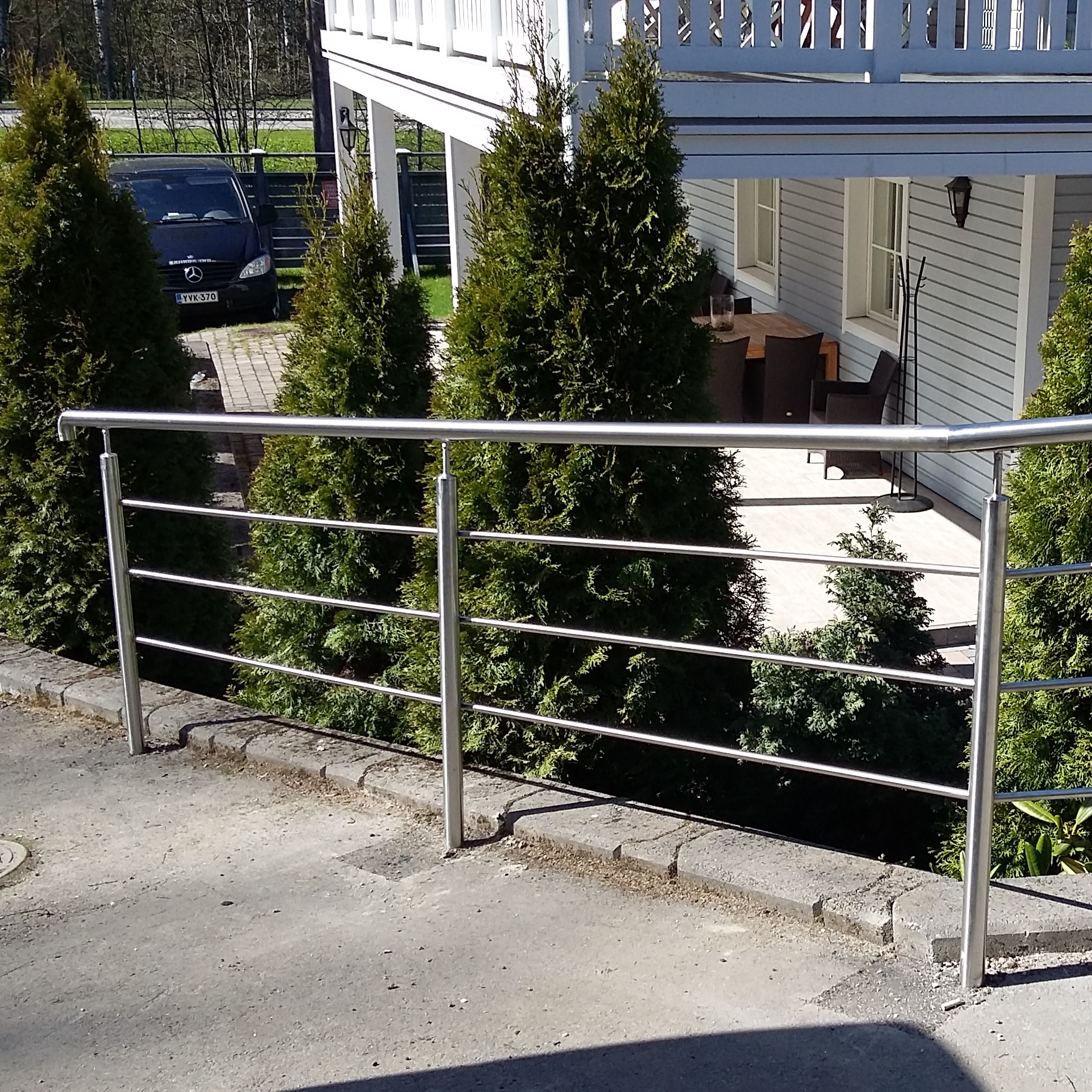 Kaiteet | At Pihatuote